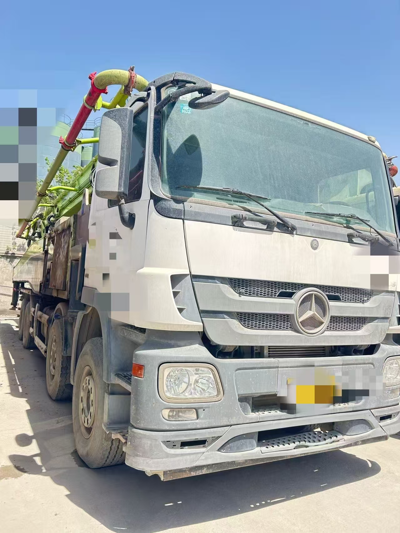Second-hand pump truck 2018 Zoomlion 53m on Benz | Zoomlion
