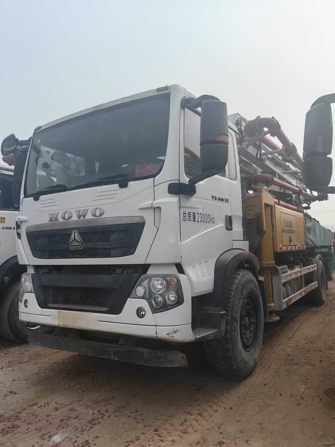 Concrete pump truck 2021y 37m on Howo for batching plant |Xcmg